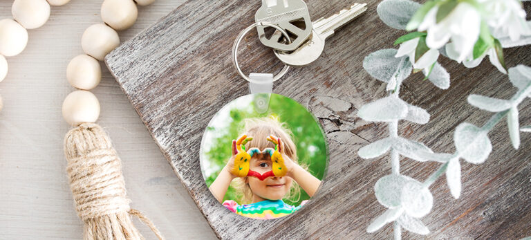 New Unisub® Acrylic Line Unlocks Vibrant Personalized Photo Gifts